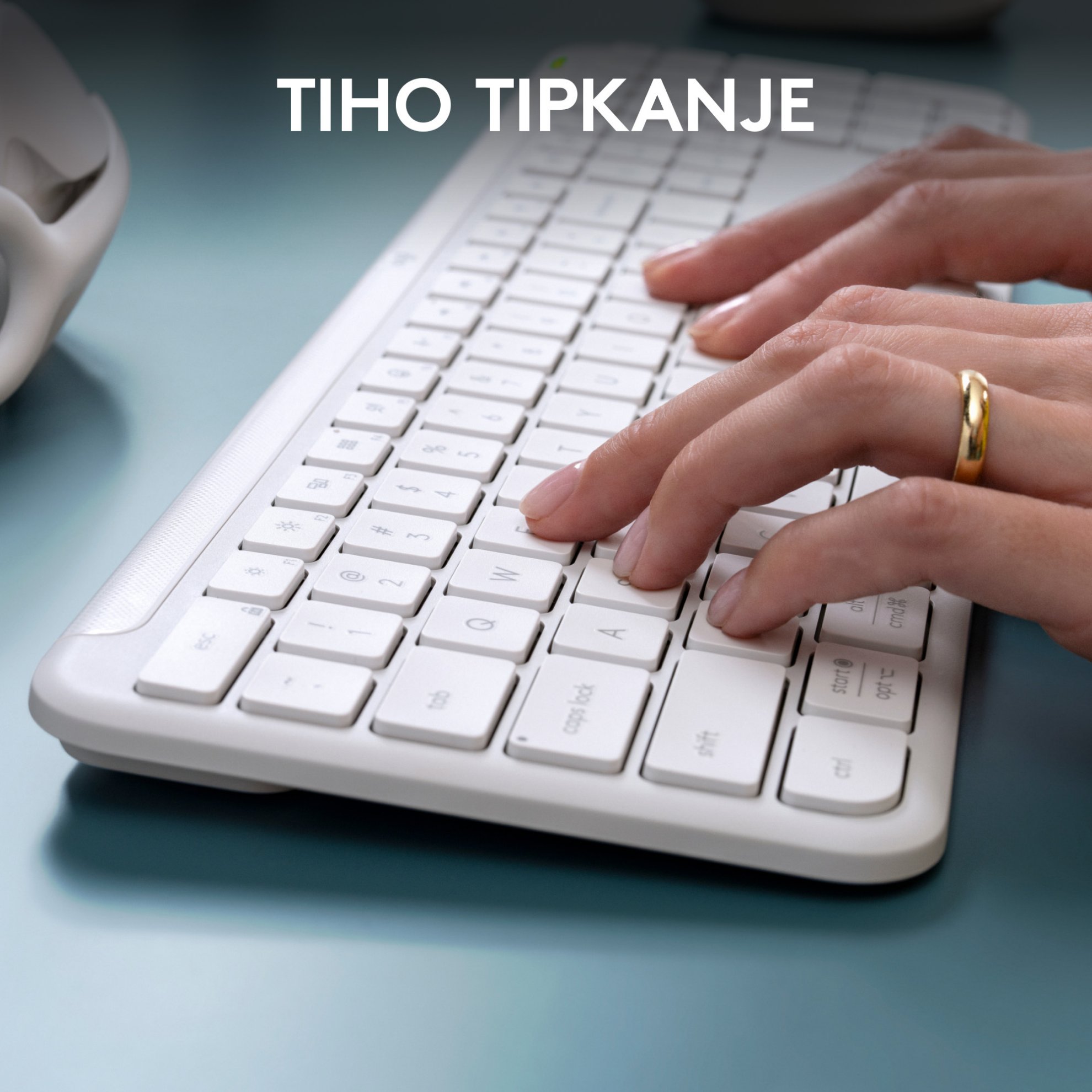 Tipkovnica LOGITECH K950 Signature Slim, bežičn | Links